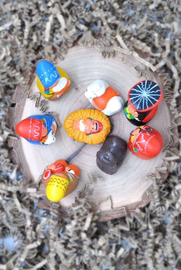 Handcrafted Peruvian Nativity Set - 8-Piece Terra Cotta Creche with ...